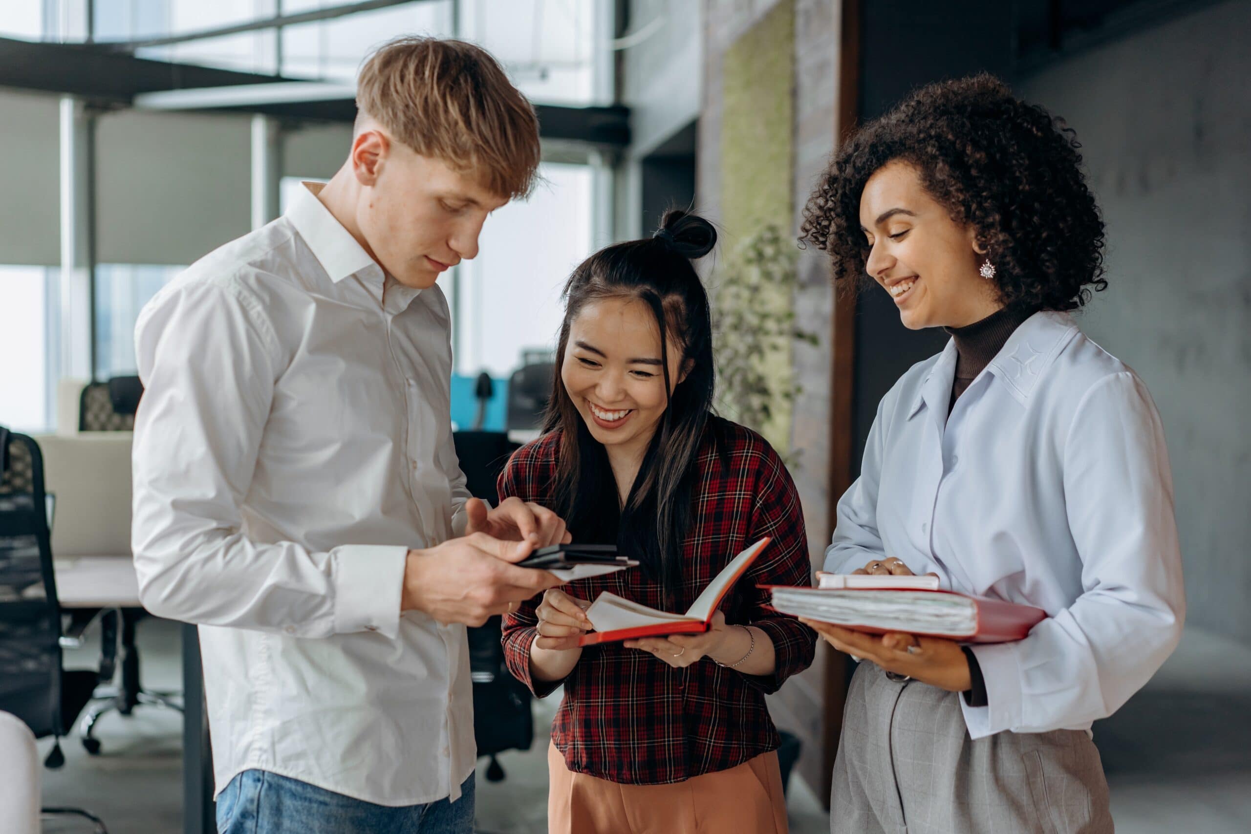 9 Effective Ways to Improve Employee Experience - Namely