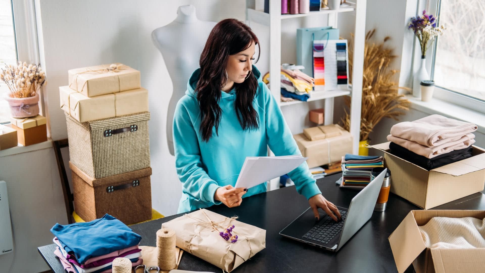 Americas Back Office - PEO.com